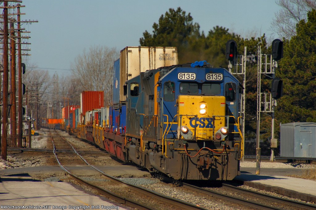 CSX 8135